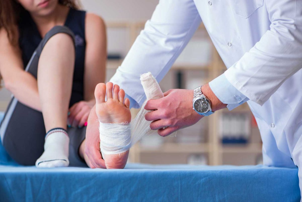 How Can A Sports Medicine Orthopaedic Specialist Can Help You? - Ozark ...